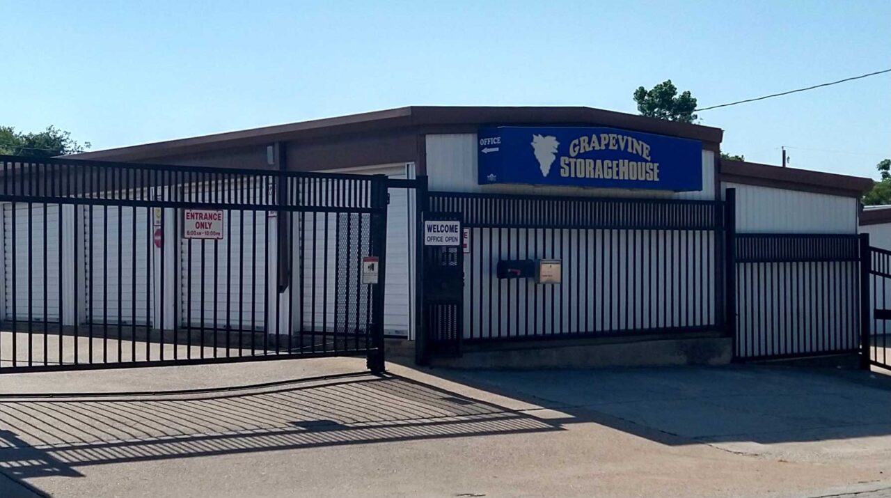 Indoor Storage Units in Grapevine, TX | Grapevine StorageHouse