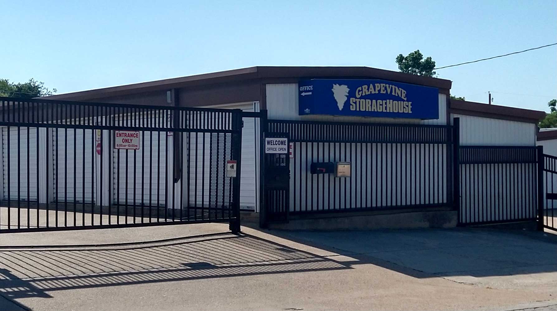 Indoor Storage Units in Grapevine, TX | Grapevine StorageHouse